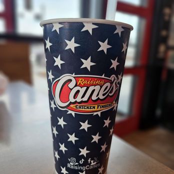 RAISING CANE’S CHICKEN FINGERS - Updated January 2026 - 39 Photos & 26 ...
