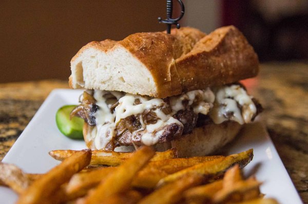 RAILSIDE TAVERN - Updated July 2025 - 118 Photos & 115 Reviews - 460 ...