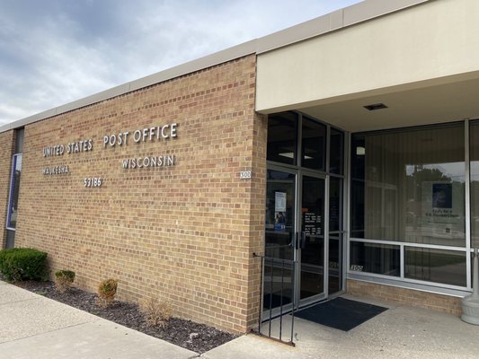 US POST OFFICE - Updated November 2025 - 18 Reviews - 300 E Broadway ...