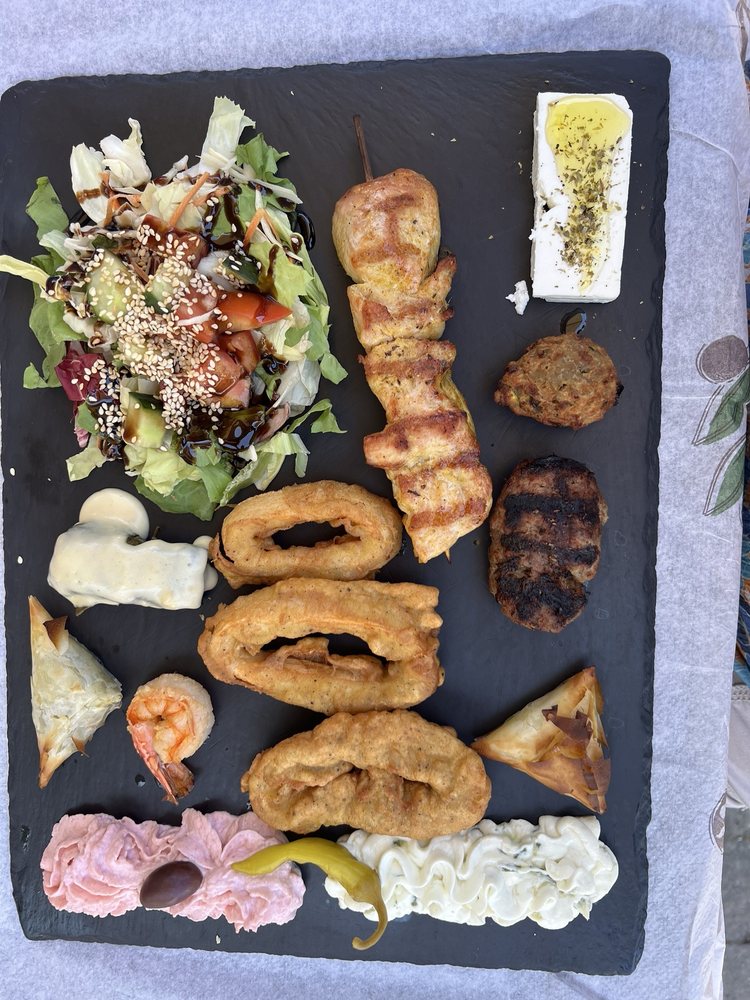 MISTER GREEK - Updated October 2025 - 62 Photos - Rink 2A, Sint-Pieters ...