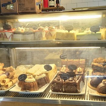 BROOKSIDE MARKET - Updated December 2025 - 81 Photos & 96 Reviews ...