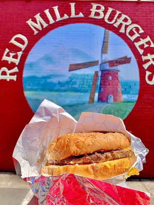 RED MILL BURGERS - Updated May 2024 - 621 Photos & 1446 Reviews - 312 N ...