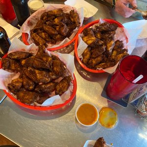 STAN MUSIAL GRILLE - 1777 Des Peres Rd, Saint Louis, Missouri ...