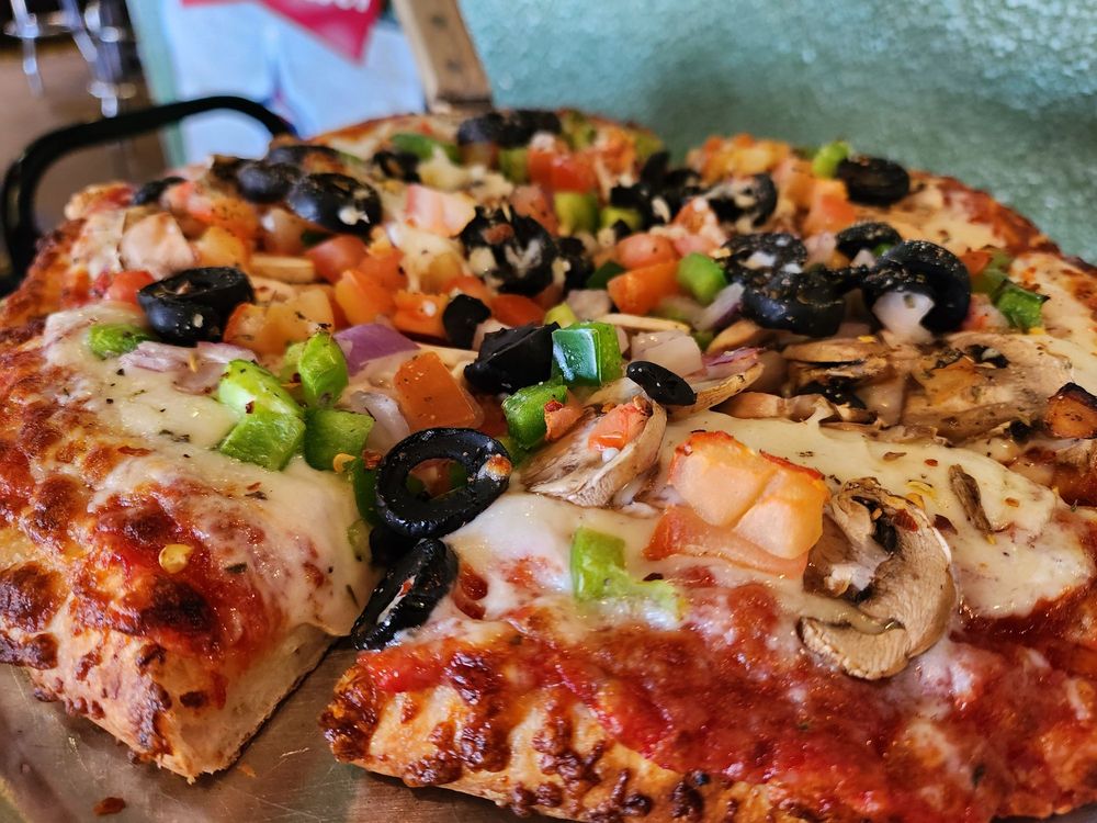 FIRST CLASS PIZZA - Updated December 2025 - 411 Photos & 468 Reviews ...