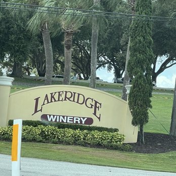 LAKERIDGE WINERY & VINEYARDS - Updated January 2026 - 1134 Photos & 416 ...