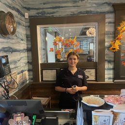 MARBLEHEAD CHOWDER HOUSE - Updated November 2025 - 200 Photos - 142 ...