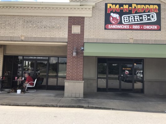 PIG-N-PEPPER - Updated January 2026 - 17 Photos & 20 Reviews - 2700 S Zero St, Fort Smith ...