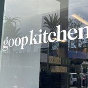 GOOP KITCHEN - SOUTH BAY - 79 Photos & 53 Reviews - 710 S Allied Way ...