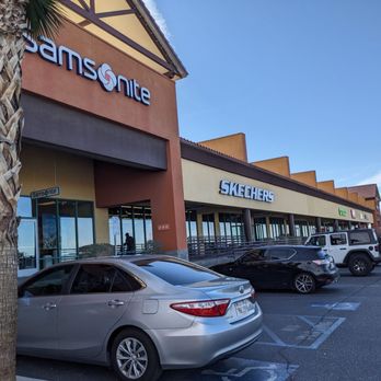 OUTLETS AT BARSTOW - Updated January 2025 - 226 Photos & 107 Reviews ...