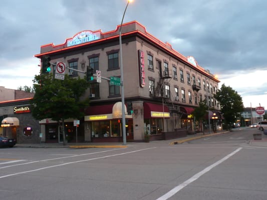 KALISPELL GRAND HOTEL - 28 Photos & 65 Reviews - 100 Main St, Kalispell ...