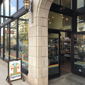 TIGERTREE - 64 Photos & 71 Reviews - Women's Clothing - 3284 N High St ...