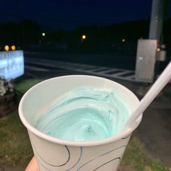 FOOTIE’S FREEZ - Updated December 2025 - 11 Photos & 16 Reviews - 1061 ...