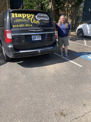 HAPPY VAN - Updated December 2025 - Mission, Kansas - Taxis - Phone ...