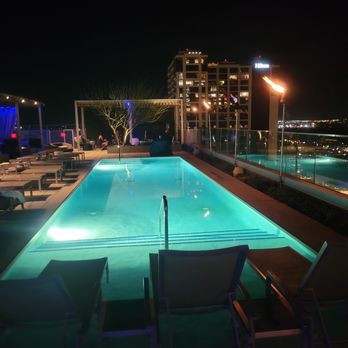 AZUL ROOFTOP - Updated December 2024 - 181 Photos & 120 Reviews - 310 E ...