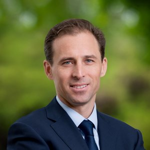 AARON K. SALYAPONGSE, MD - Updated October 2025 - 48 Reviews - Stanford ...