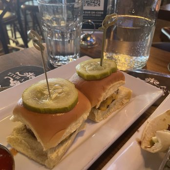 AMITY HALL UPTOWN - Updated October 2024 - 318 Photos & 309 Reviews ...