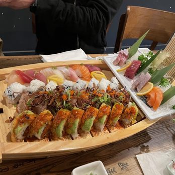 UMI SUSHI & SAKE - Updated October 2024 - 205 Photos & 100 Reviews ...