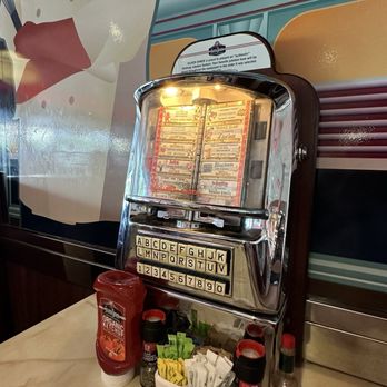 SILVER DINER - Updated November 2024 - 1170 Photos & 1090 Reviews ...
