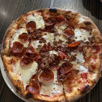 BOLLO WOODFIRED PIZZA - Updated May 2024 - 1043 Photos & 993 Reviews ...