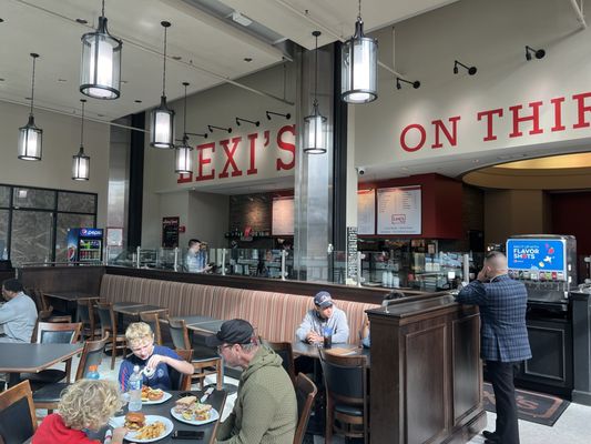 LEXI’S ON THIRD - Updated December 2025 - 65 Photos & 89 Reviews - 100 ...