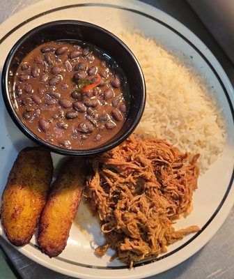 ABUELA’S KITCHEN - 38 Photos & 12 Reviews - 23 Monument Sq, Urbana ...