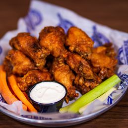 SHOREBREAK PIZZA & TAPHOUSE - Updated January 2025 - 619 Photos & 540 ...