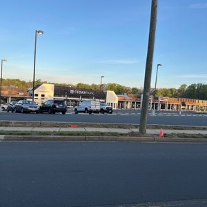 FAIRFAX CIRCLE SHOPPING CENTER - 11 Photos - 9629 Fairfax Blvd, Fairfax ...