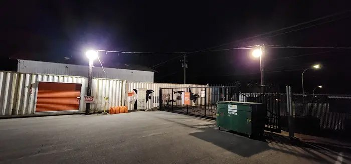 MINI MALL STORAGE - Updated December 2025 - 40 Photos - 5880 Sechelt ...