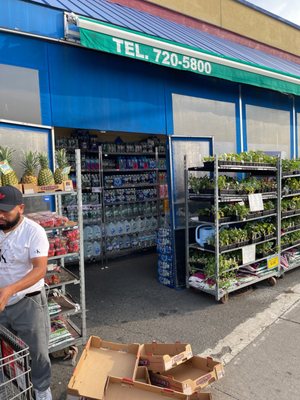 MET FOOD - Updated December 2025 - 34 Reviews - 1177 Hylan Blvd, Staten ...