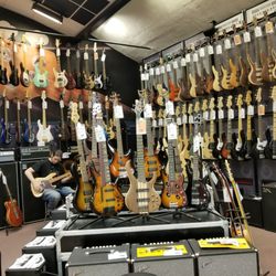 GUITAR CENTER - 330 Photos & 375 Reviews - Guitar Stores - 7425 Sunset ...