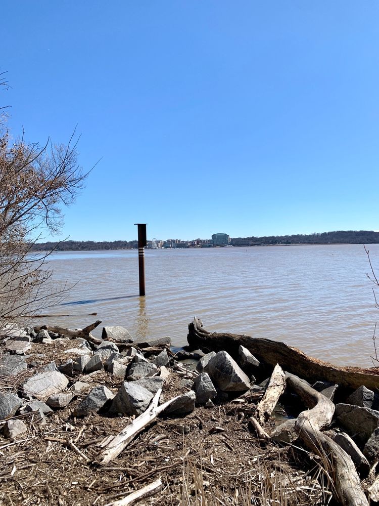 JONES POINT LIGHTHOUSE - Updated May 2024 - 40 Photos - Alexandria ...