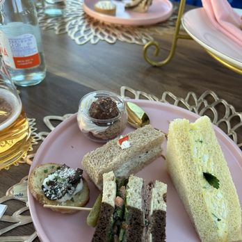 TEA AROUND TOWN - Updated March 2025 - 113 Photos & 10 Reviews - 646 ...