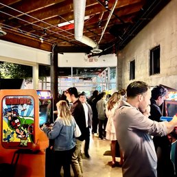 EIGHTYTWO - Updated September 2025 - 1480 Photos & 1719 Reviews - 707 E ...