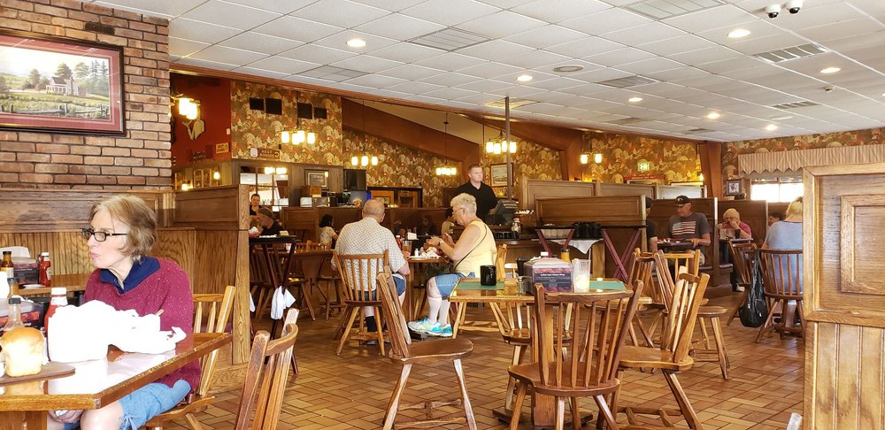 Brooks' House of Barbecue, Oneonta | Roadtrippers
