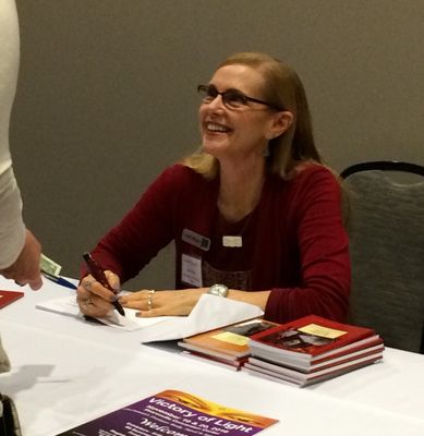 CINDY RIGGS - Updated August 2025 - 10 Photos - 5655 N High St ...