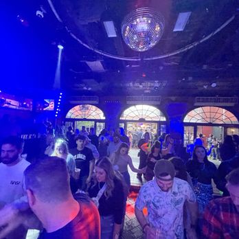 RAZZOO BAR & PATIO - Updated December 2025 - 219 Photos & 277 Reviews ...