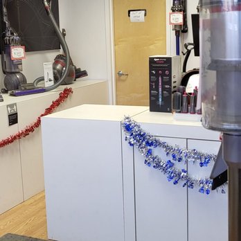 DYSON SERVICE CENTER PLAINVIEW - Updated September 2024 - 14 Photos ...