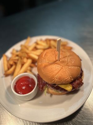 TWO RIVERS RESTAURANT - Updated December 2025 - 122 Photos & 72 Reviews ...