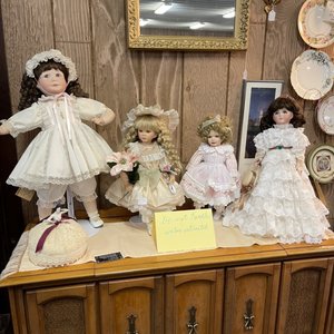 DEJA VU LOVE BOUTIQUE - Updated August 2025 - 3220 Lake Plaza Dr ...