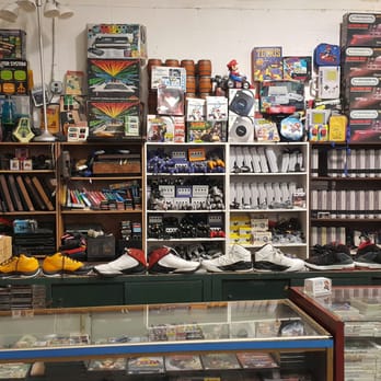 FLOWOOD ANTIQUE FLEA MARKET - Updated December 2025 - 1602 Photos & 19 ...