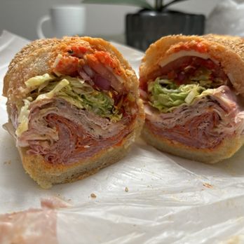 V & S ITALIAN DELI & SUBS - Updated September 2024 - 505 Photos & 723 ...