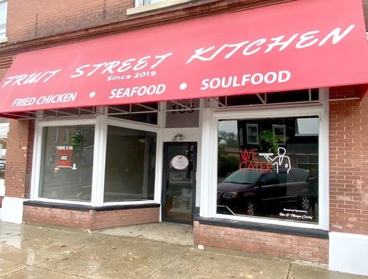 FRUIT STREET KITCHEN LL - Updated July 2025 - 33 Photos - 105 N Paw Paw ...