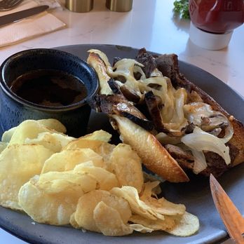 QUENTIN TAVERN with reviews - Updated September 2024 - 184 Photos & 154 ...