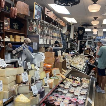 LITTLE ITALY PHILADELPHIA - Updated December 2025 - 11 Photos - 6TH ...