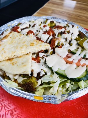 THE HALAL ZONE with 32 Reviews & 23 Photos - 400 N Broad St, Elizabeth ...