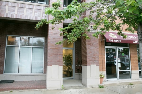 EMILY G LINDNER, MD - Updated May 2026 - 23 Reviews - 1136 W Diversey ...