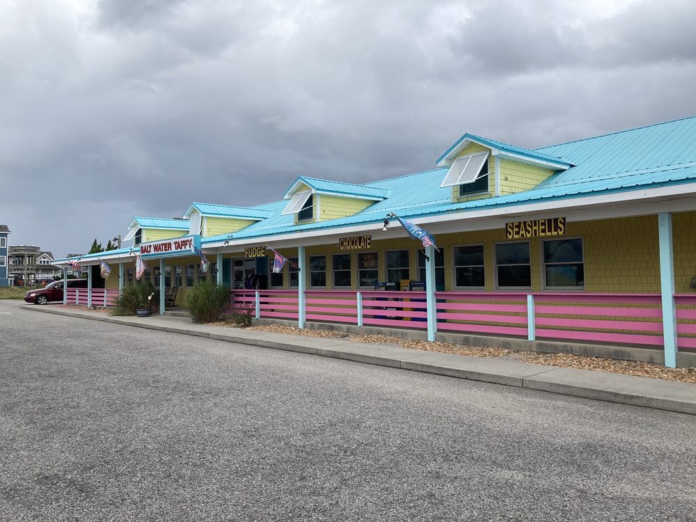 FORBES CANDIES - Updated August 2024 - 28 Photos & 16 Reviews - 6321 S ...