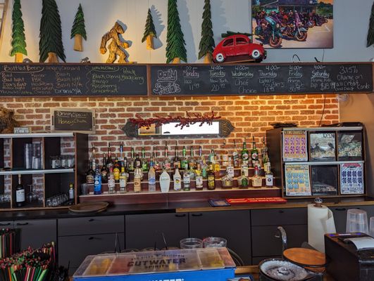 GREEN LANTERN TAVERN - Updated December 2025 - 135 Photos & 242 Reviews ...