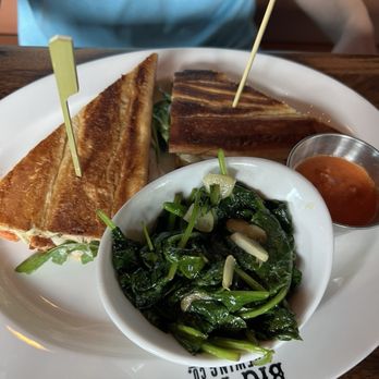 BIG TOP BREWING - Updated August 2024 - 62 Photos & 43 Reviews - 3045 ...