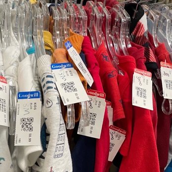 MONROE GOODWILL - Updated December 2025 - 30 Photos & 51 Reviews ...